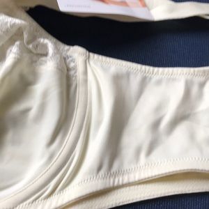 Lilyette | Intimates & Sleepwear | Nwt Lilyette 428 Comfort Lace Full ...